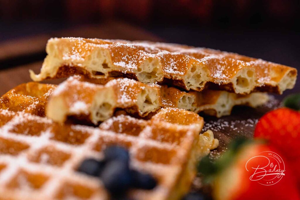 Belgian waffles recipe - simple waffle batter - 10 waffles